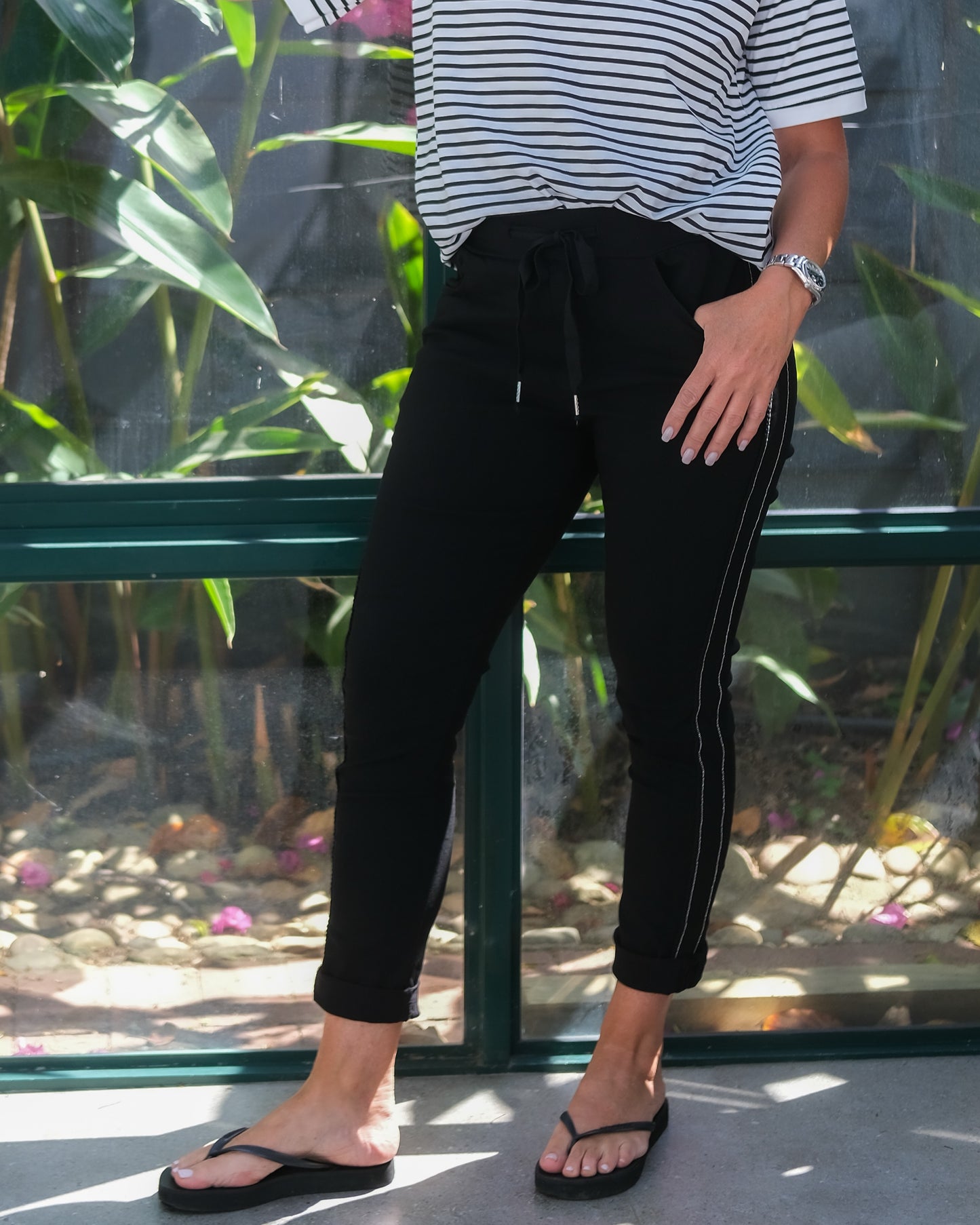Tuscan Texture Drawstring Pants | Black